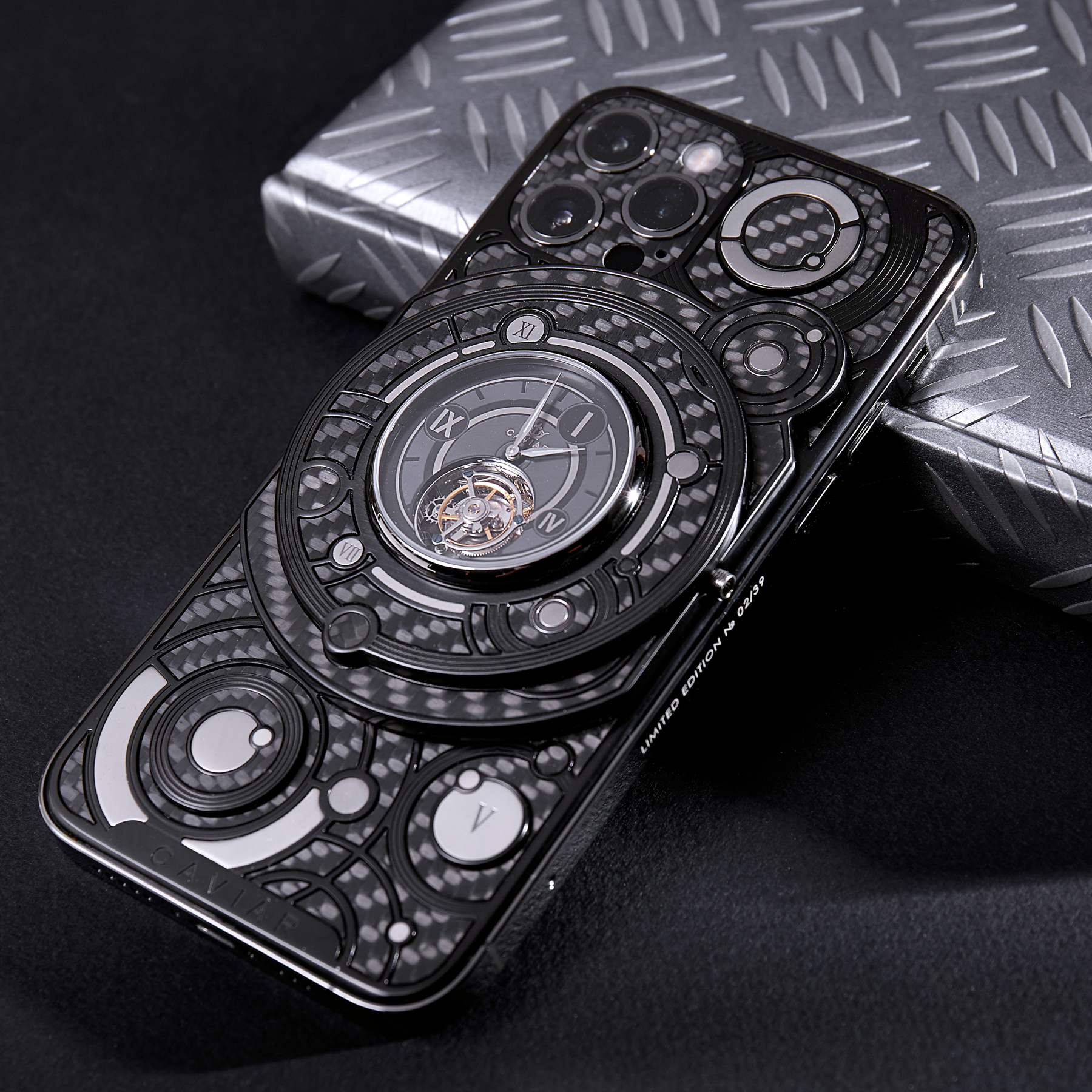 About us : CAVIAR - Luxury iPhones and Cases